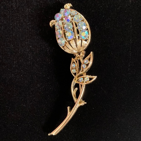 Coro | Jewelry | Vintage Coro Aurora Borealis Pin Brooch | Poshmark